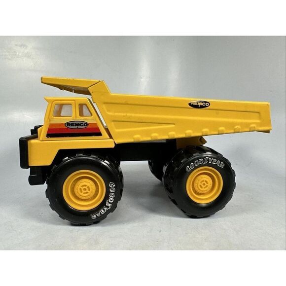 Remco | Toys | Vintage 985 Remco Metal Dumptruck Yellow Goodyear Tires ...